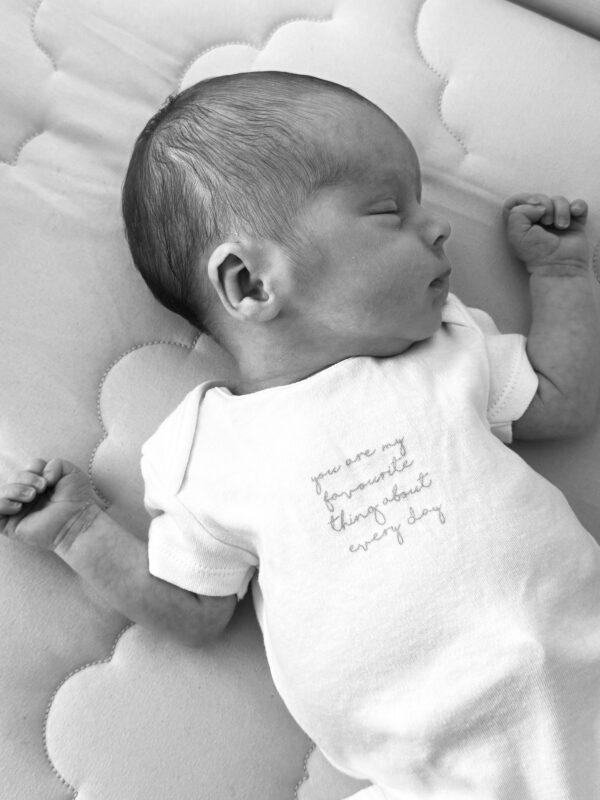 A positive twin delivery: Hugo and Rory’s birth story | Happy Parents ...